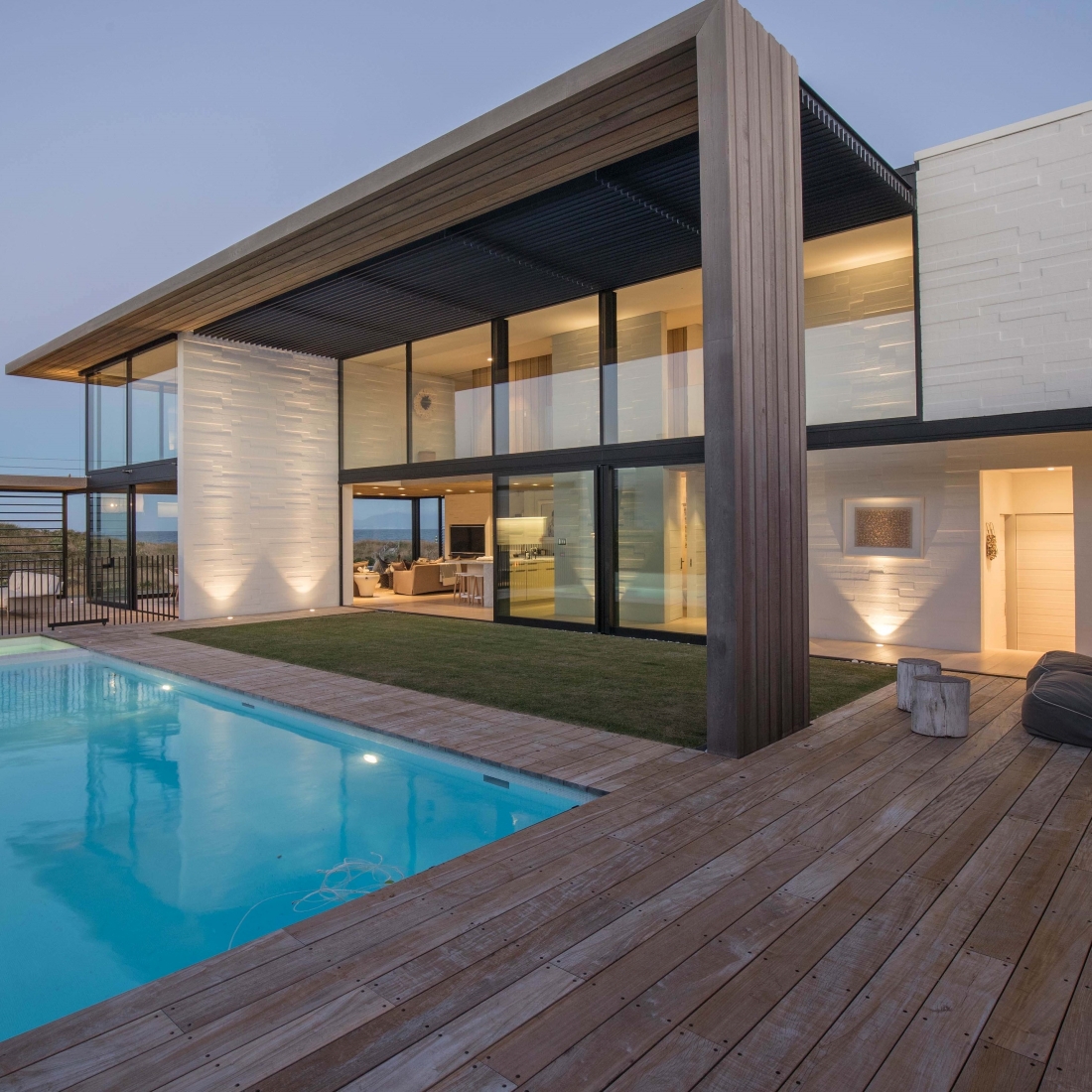 Explore the Different Types of Decking Materials in NZ | Villaworx